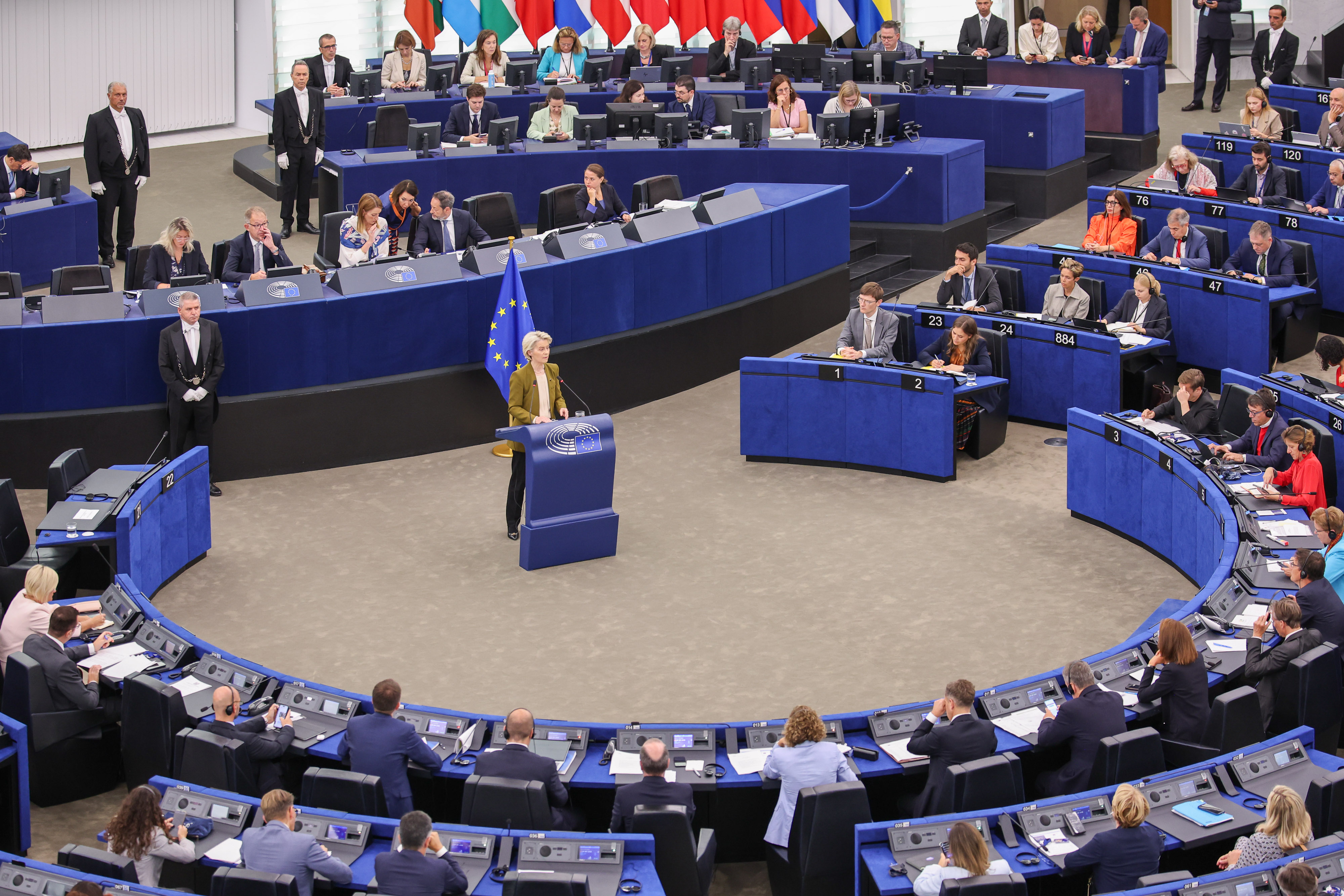 Von der Leyen peger igen på de centrale udfordringer, men der sker alt ...